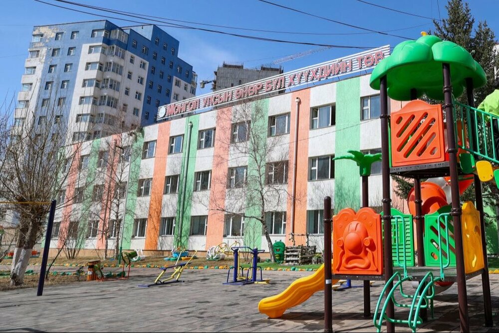 Өнөр бүл хүүхдийн асрамжийн төв 50 нас хүрлээ